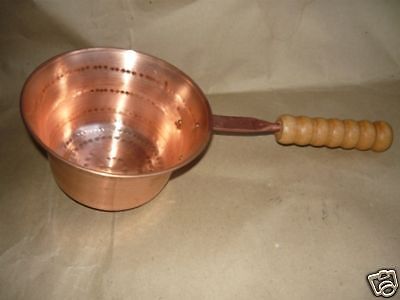 Paiolo o Mestolo in rame nuovo da cucina manico in legno